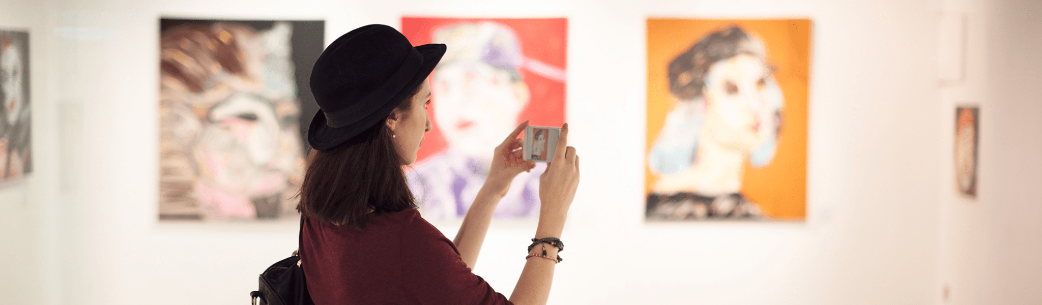 استعرض أبرز الفعاليات والمعارض الاستثنائية التي تشهدها الشارقة حالياً - Arada